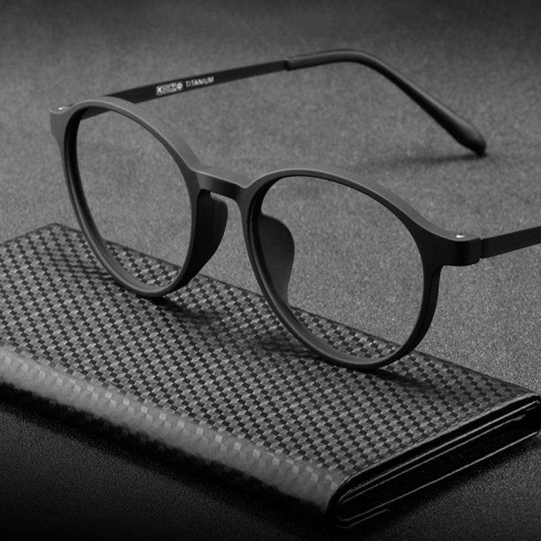 Best Sunglasses and Eyewear Glasses Frame Shop in Bangladesh